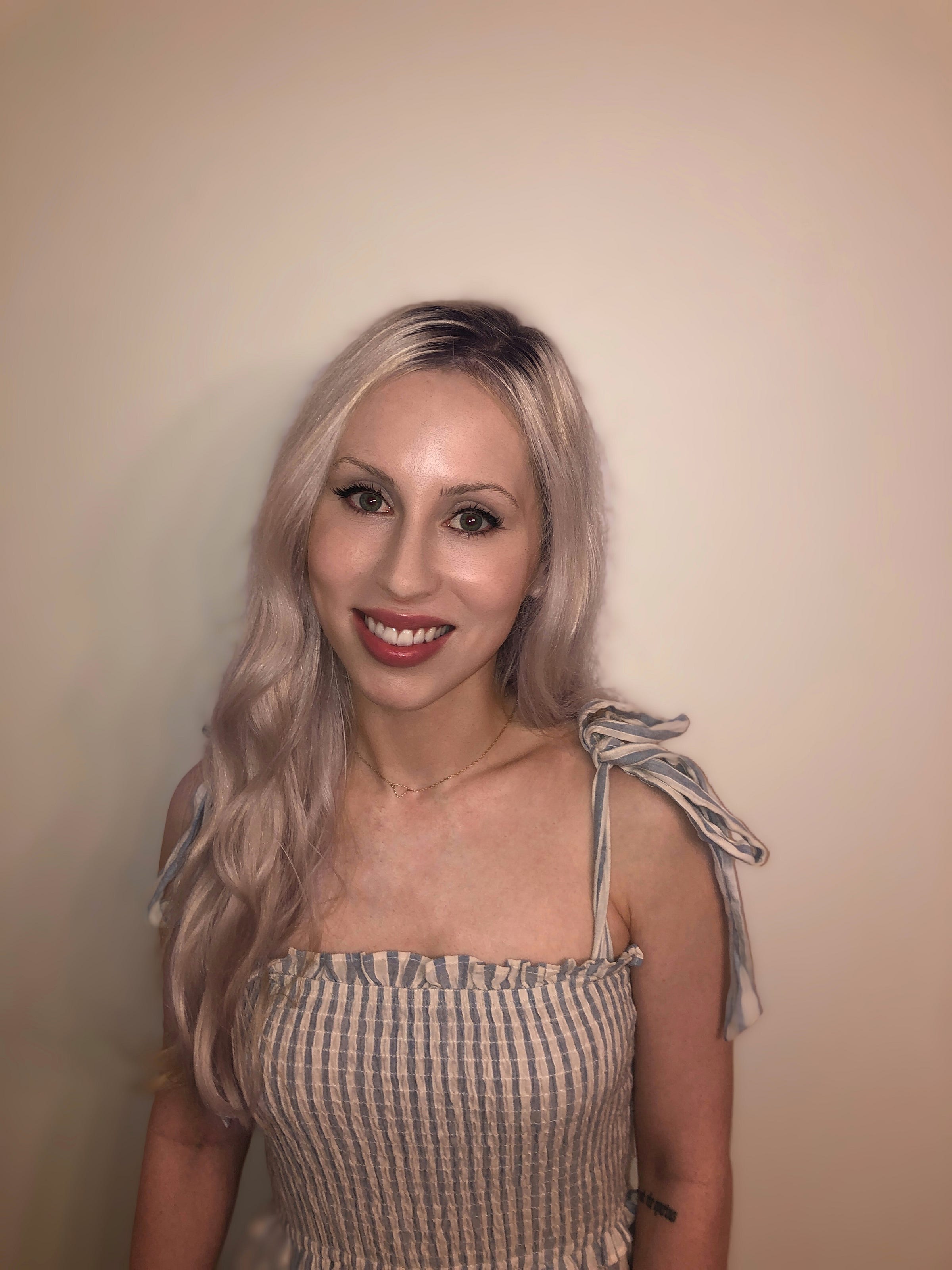 Carly Gilmore – Medium