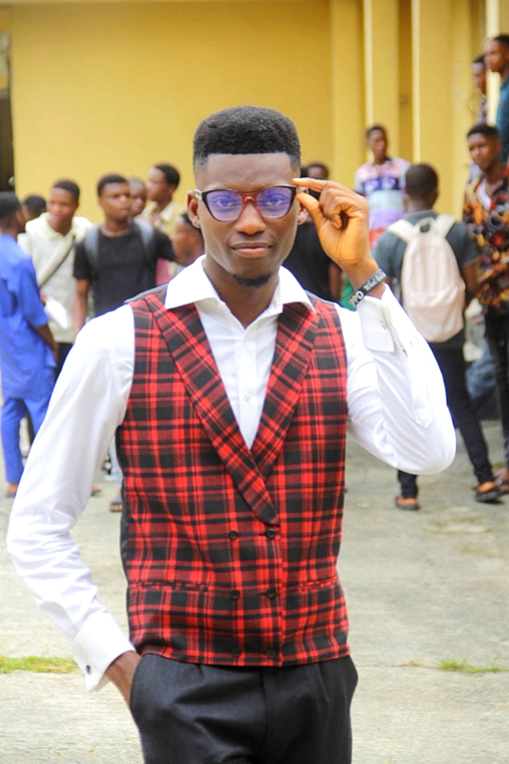 Emmanuel Genius Medium