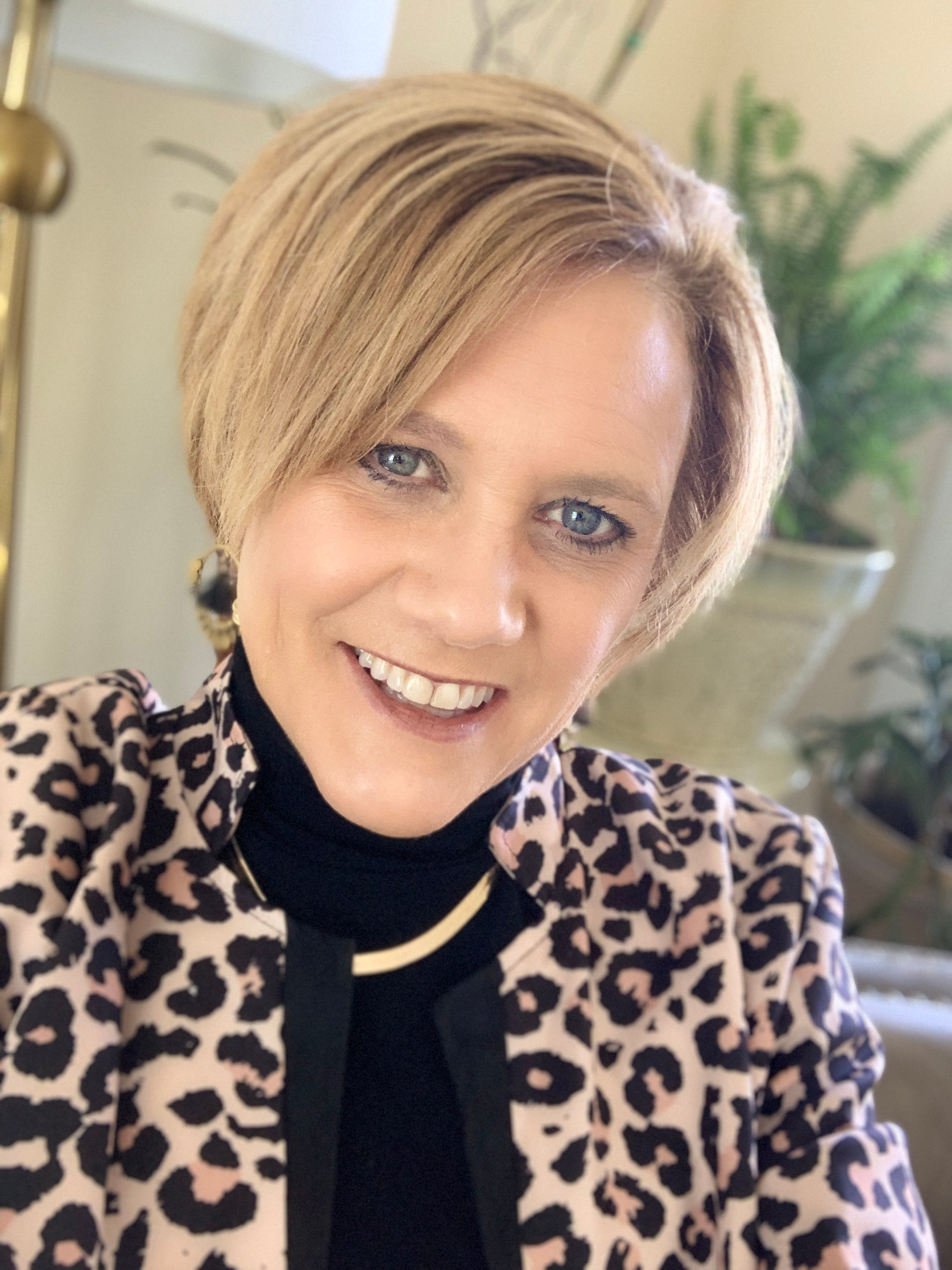 About – Julie Daniel Davis – Medium