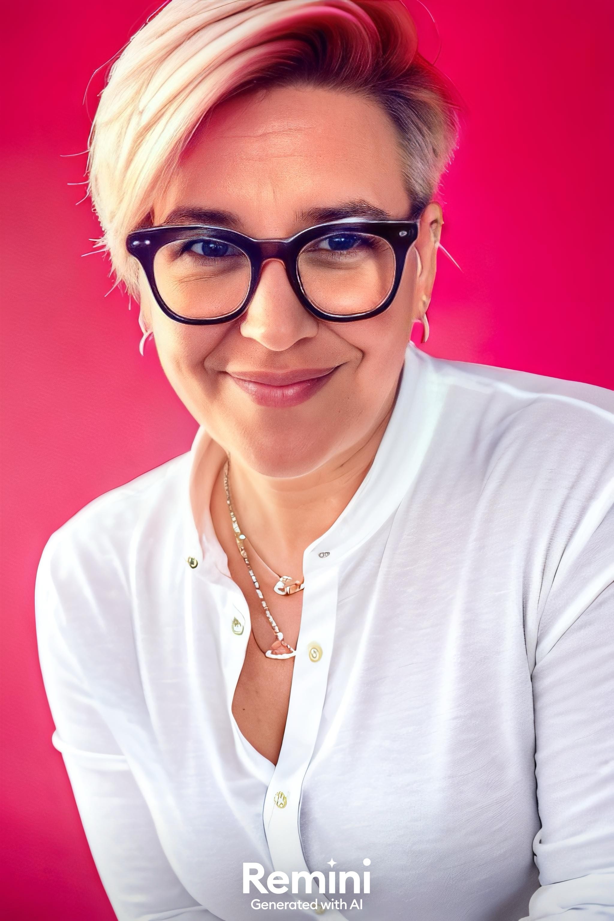 Anna Powers – Medium