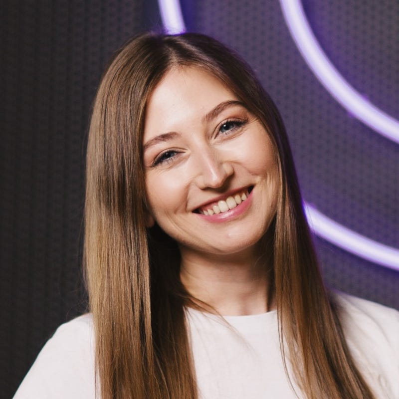 Ilona Zolotarevich – Medium