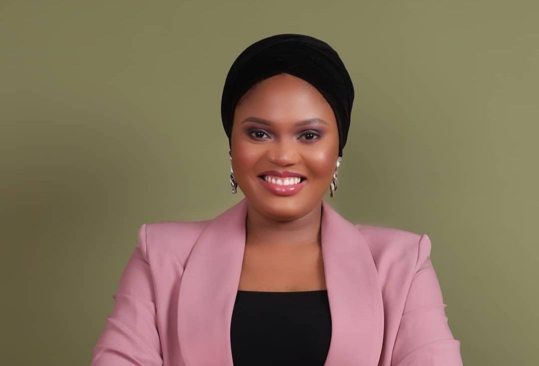 Bayinah Tijani-Alawe – Medium