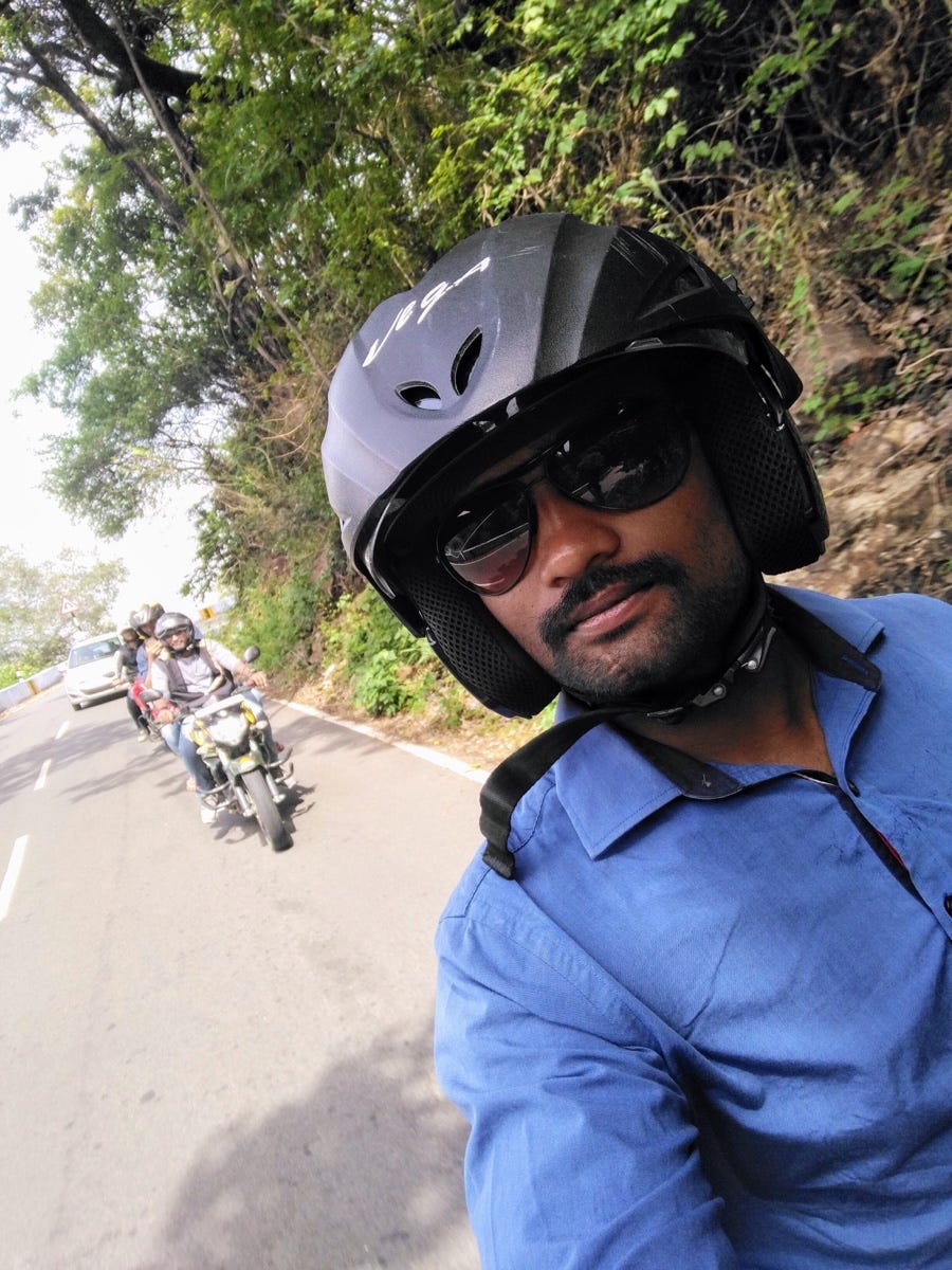 Komal Charan – Medium