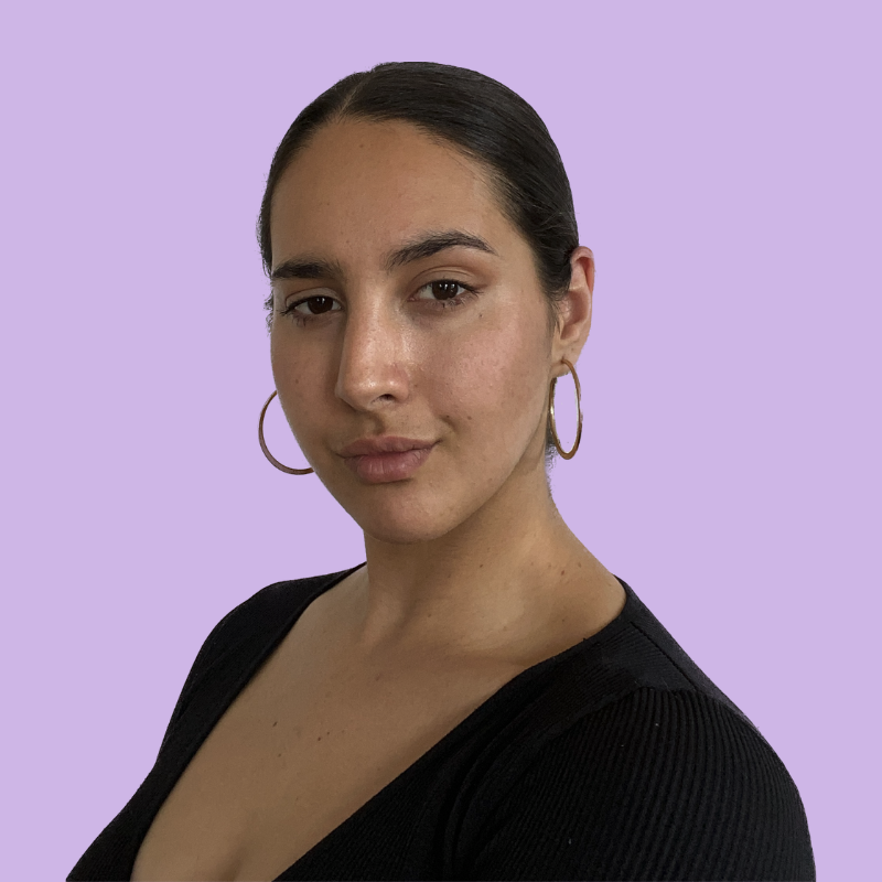 Denisse Urdaneta – Medium