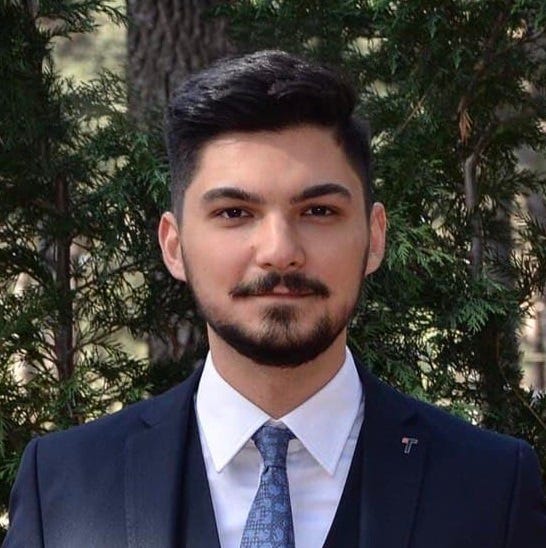 Mustafa Uzun – Medium