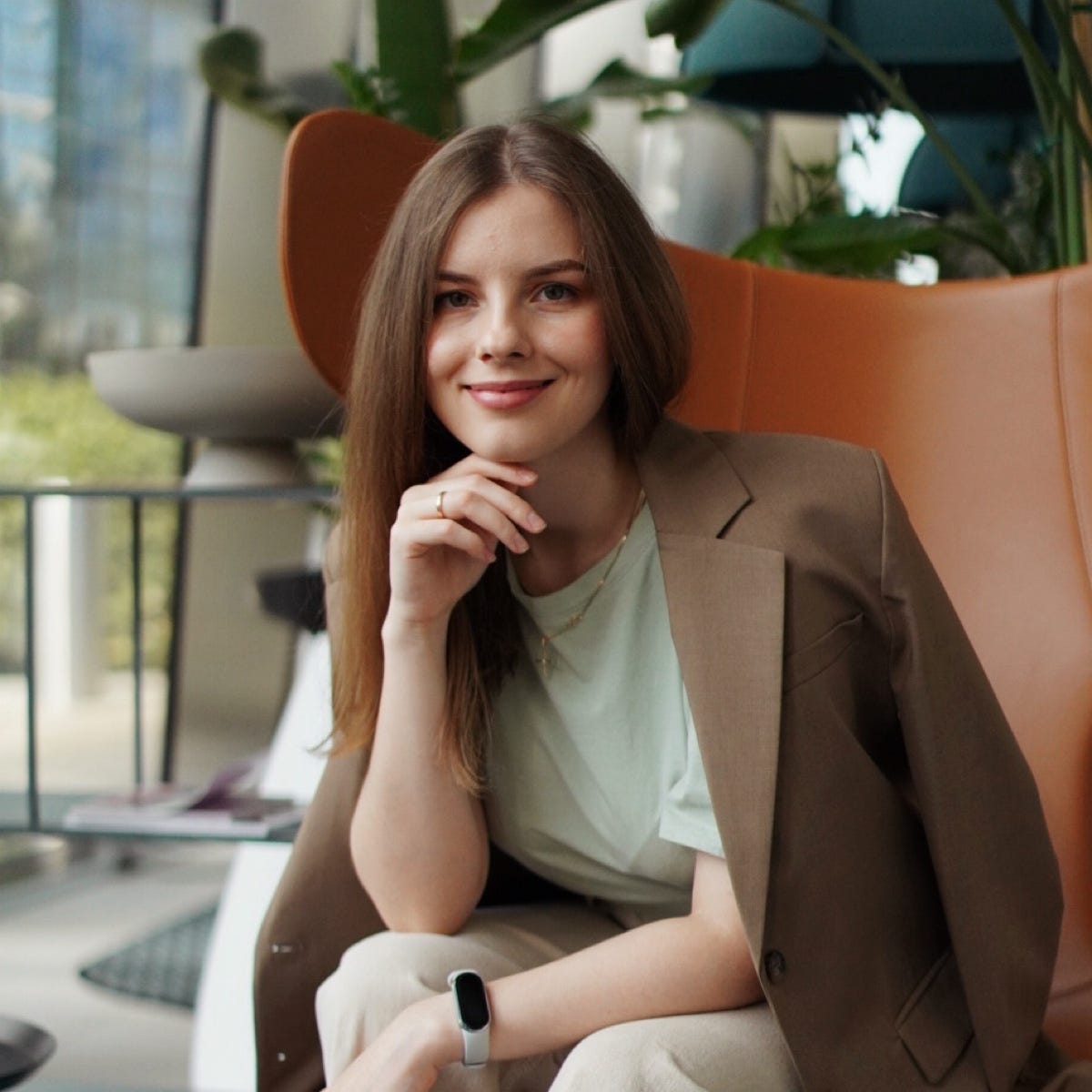 Halyna Sabat – Medium