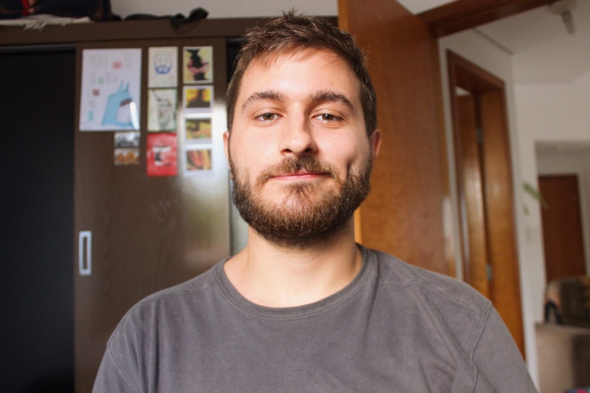 Daniel Pompeu – Medium