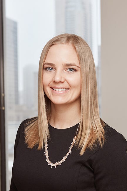 Laura Ballou – Medium