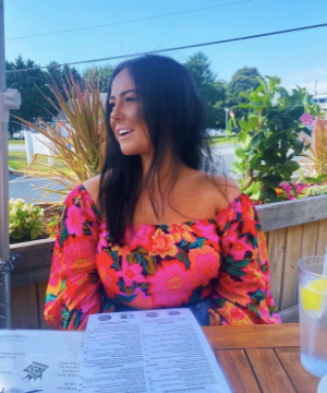 Reese Goldsmith – Medium