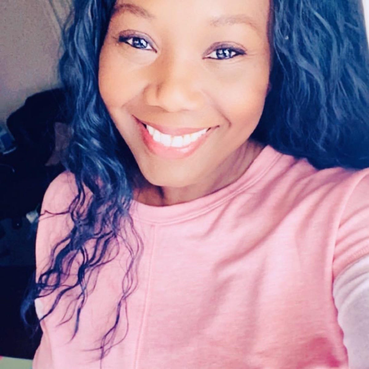 Micheline Jean louis – Medium