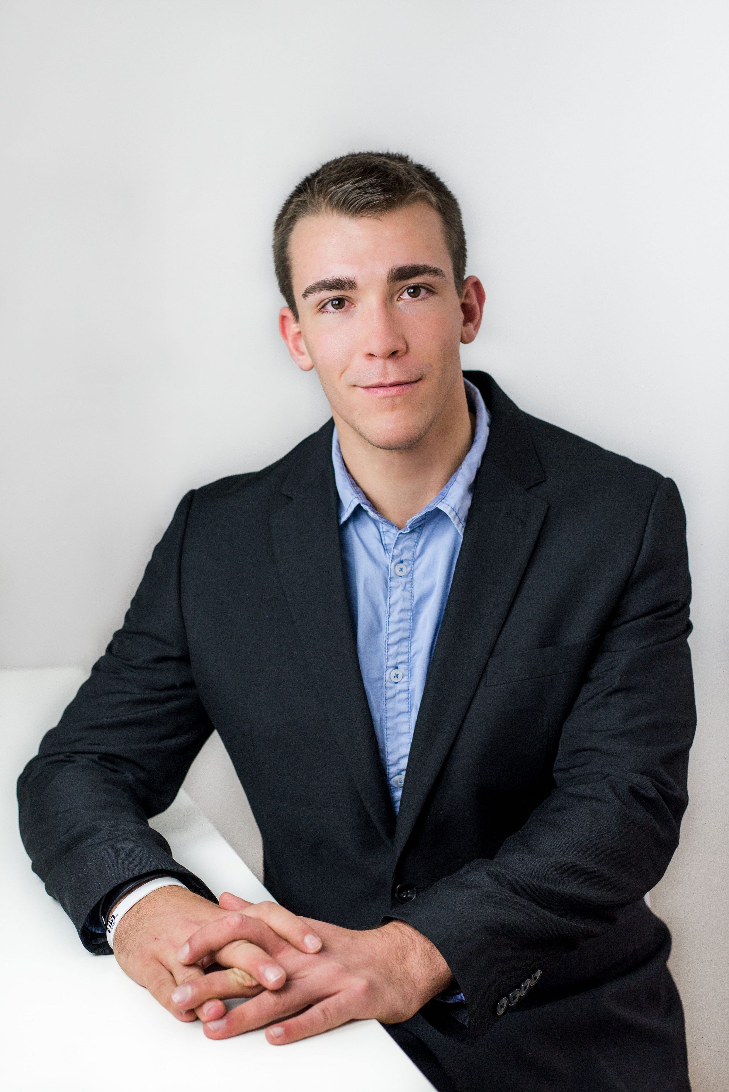 Julian Michel – Medium