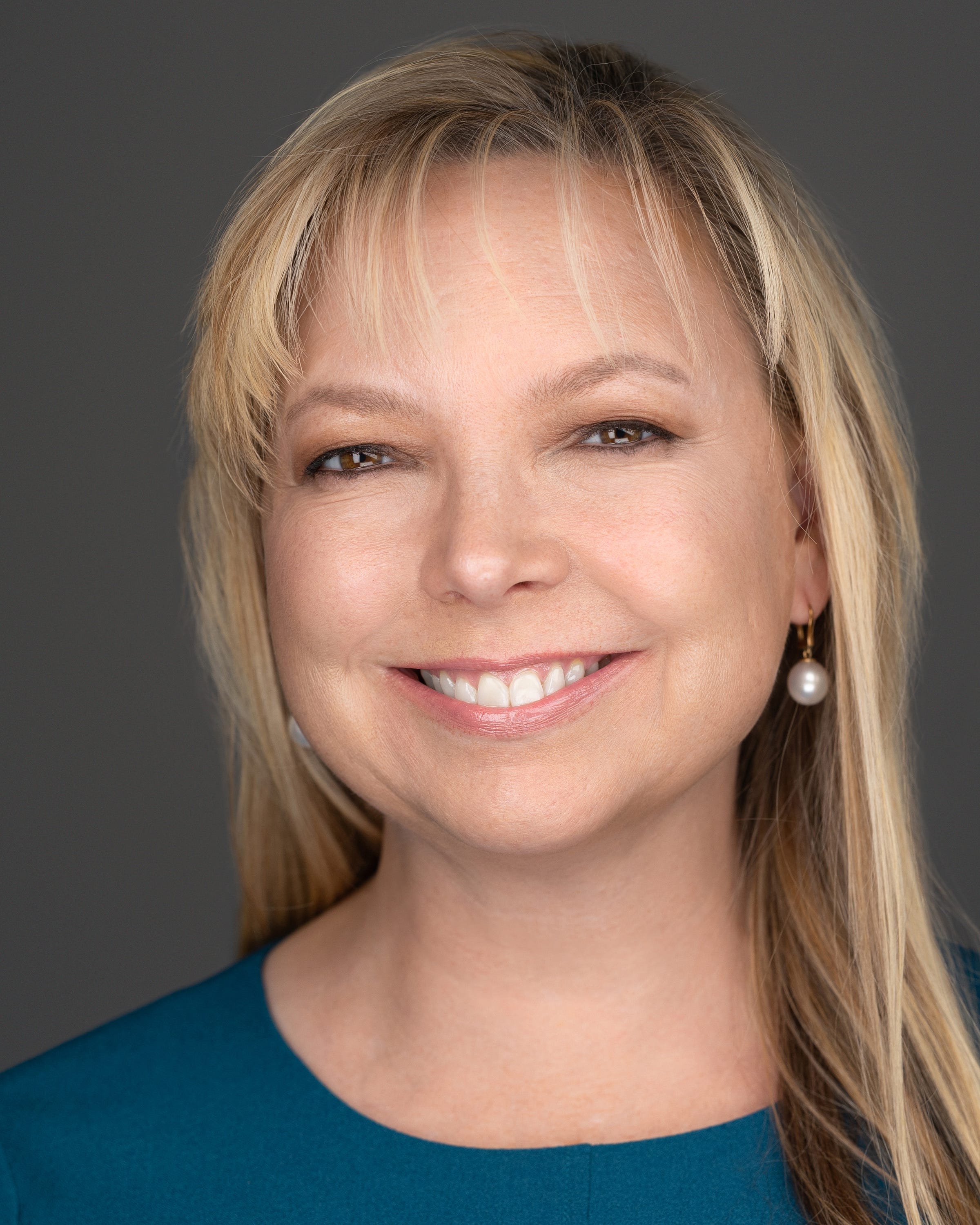 Laura Pearse Kiernan – Medium