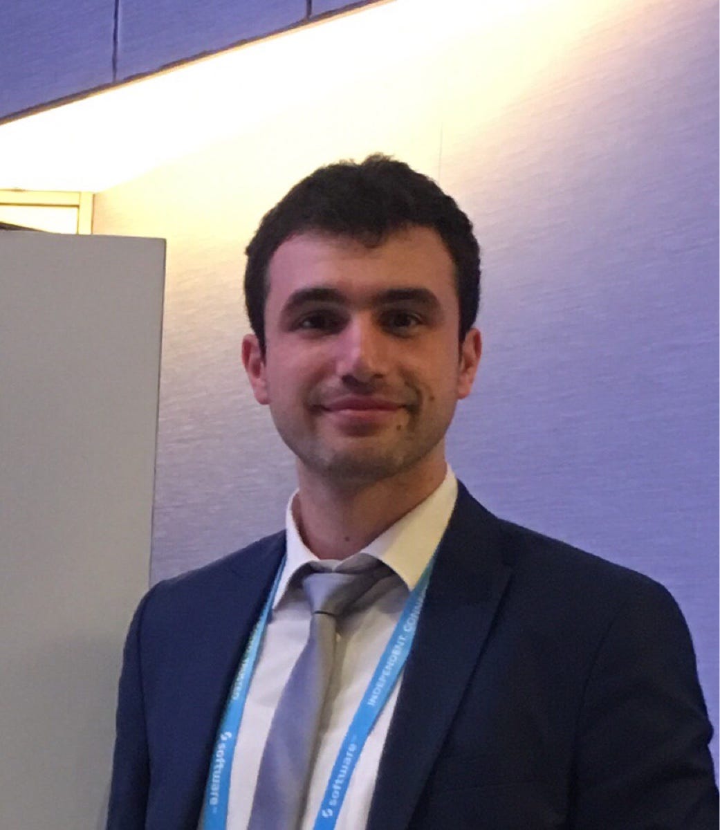 Ali Buğra Kanburoğlu – Medium