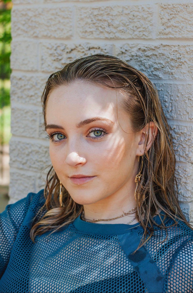 Madison Stiffler – Medium