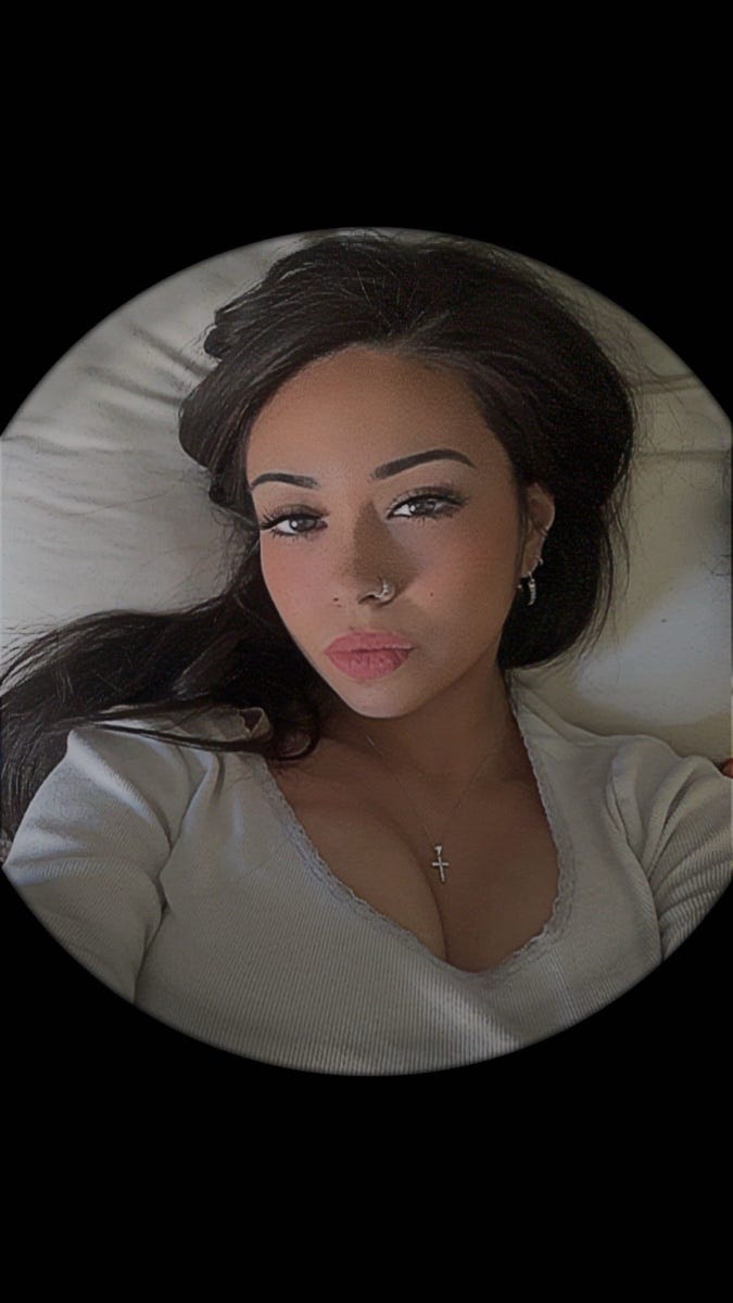 Marisa Garza – Medium