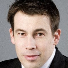 Benjamin Thomas – Medium