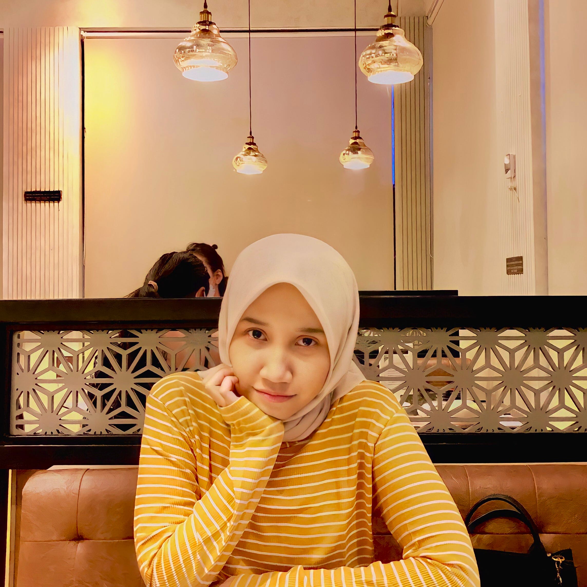 Dita Anggraini – Medium