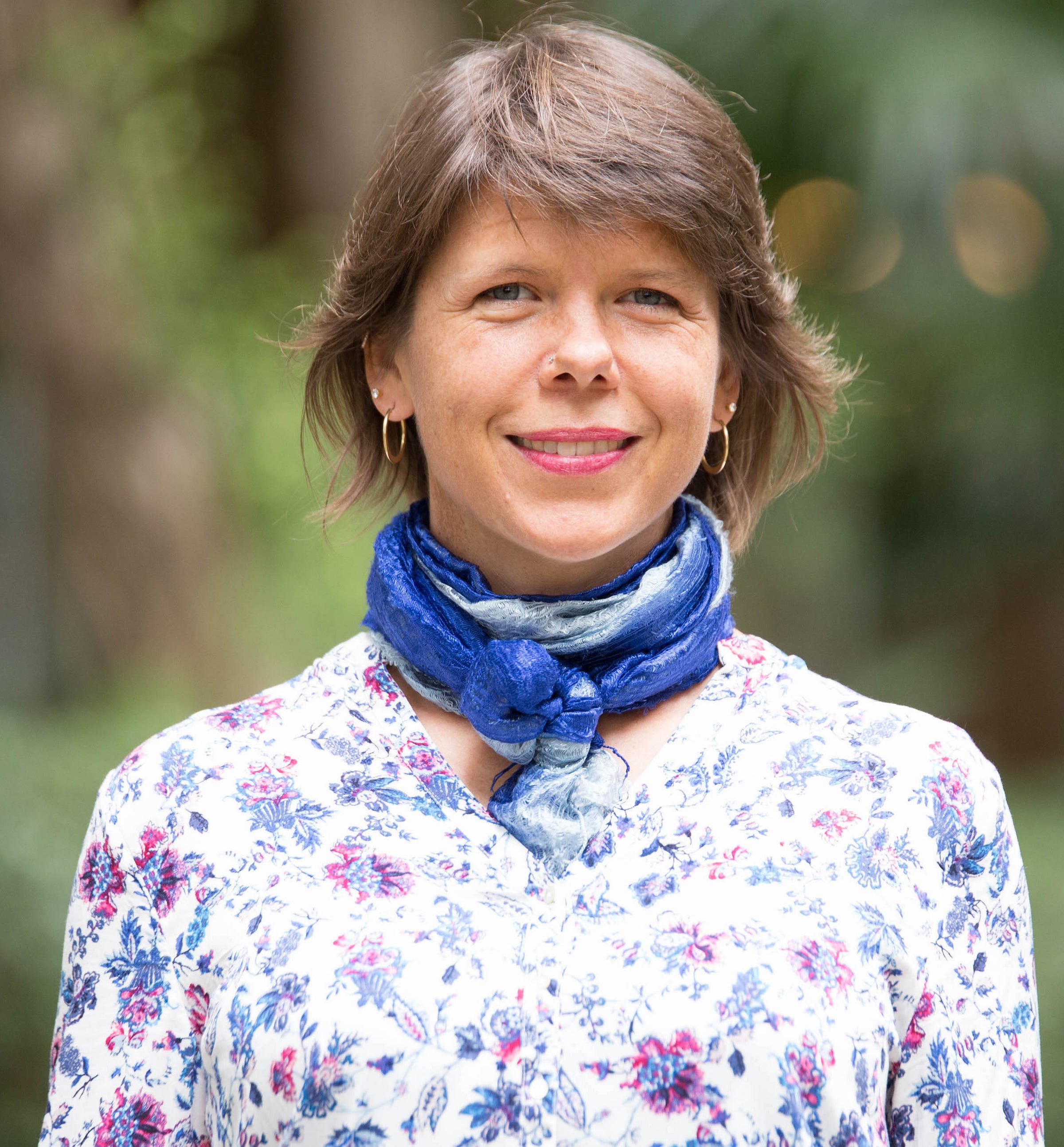 Elena Elena – Medium