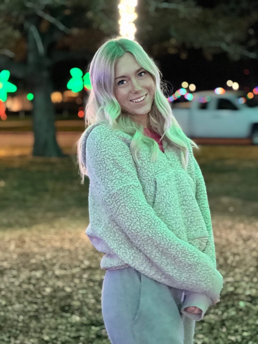 Calli Thompson – Medium