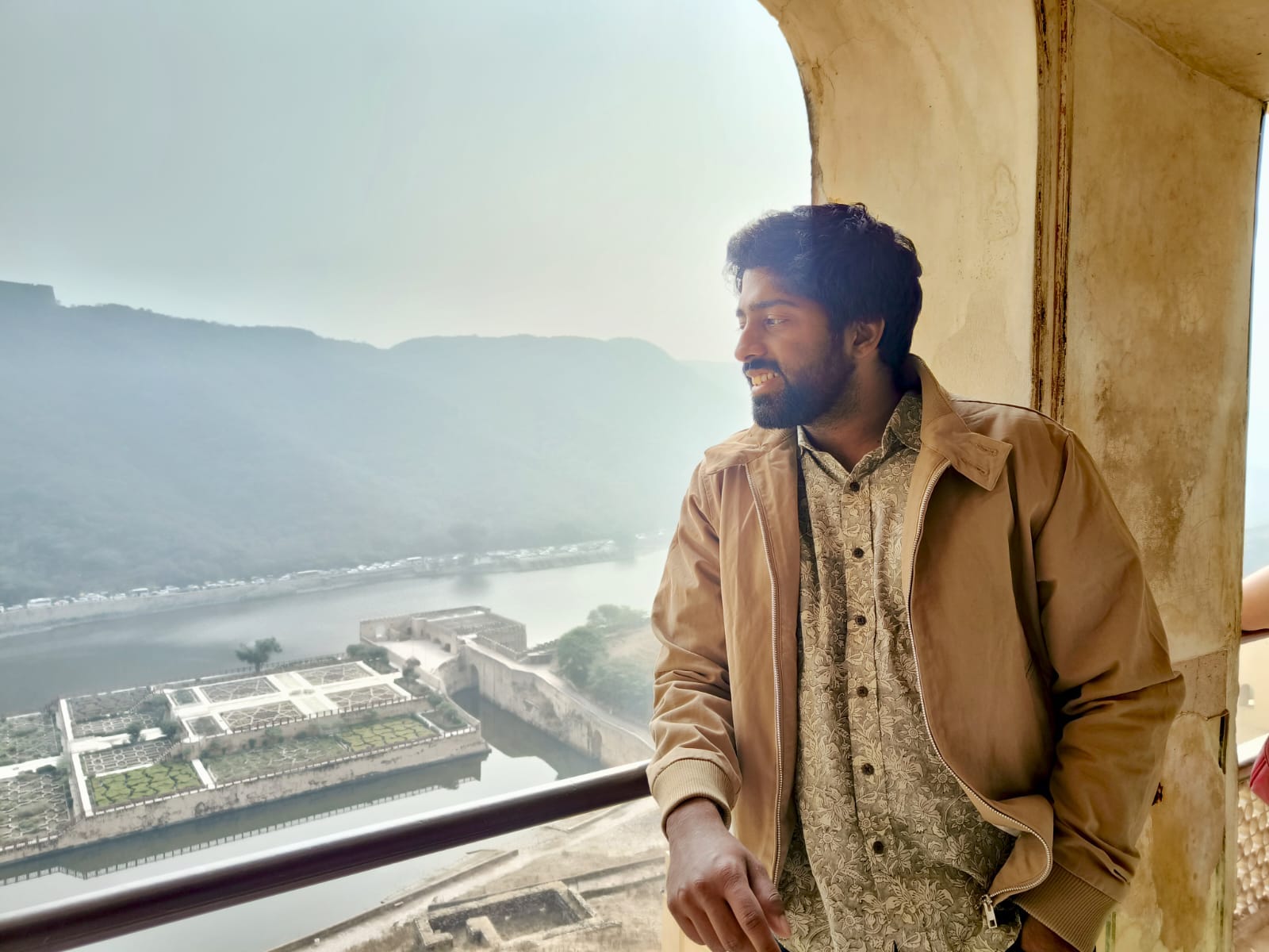 Ravi Shankar – Medium