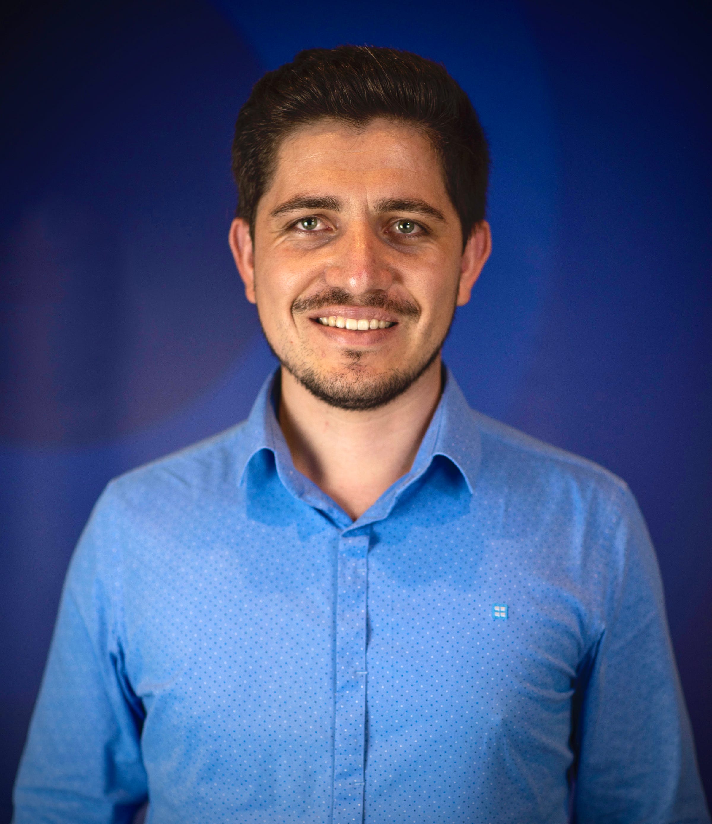 Mesut Saran – Medium