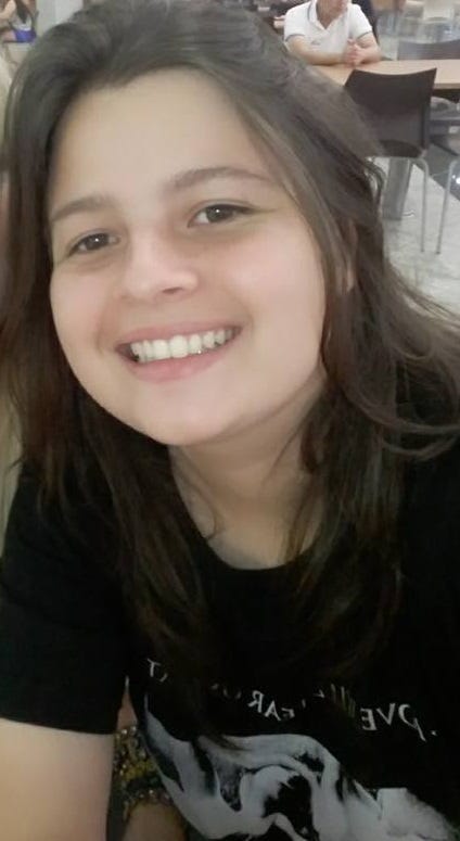 Larissa Rosa – Medium