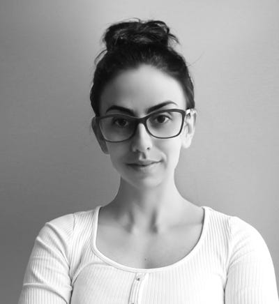 Livia Payes – Medium
