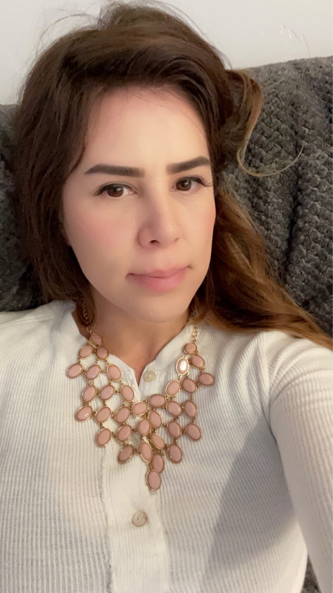 Annie Andong – Medium