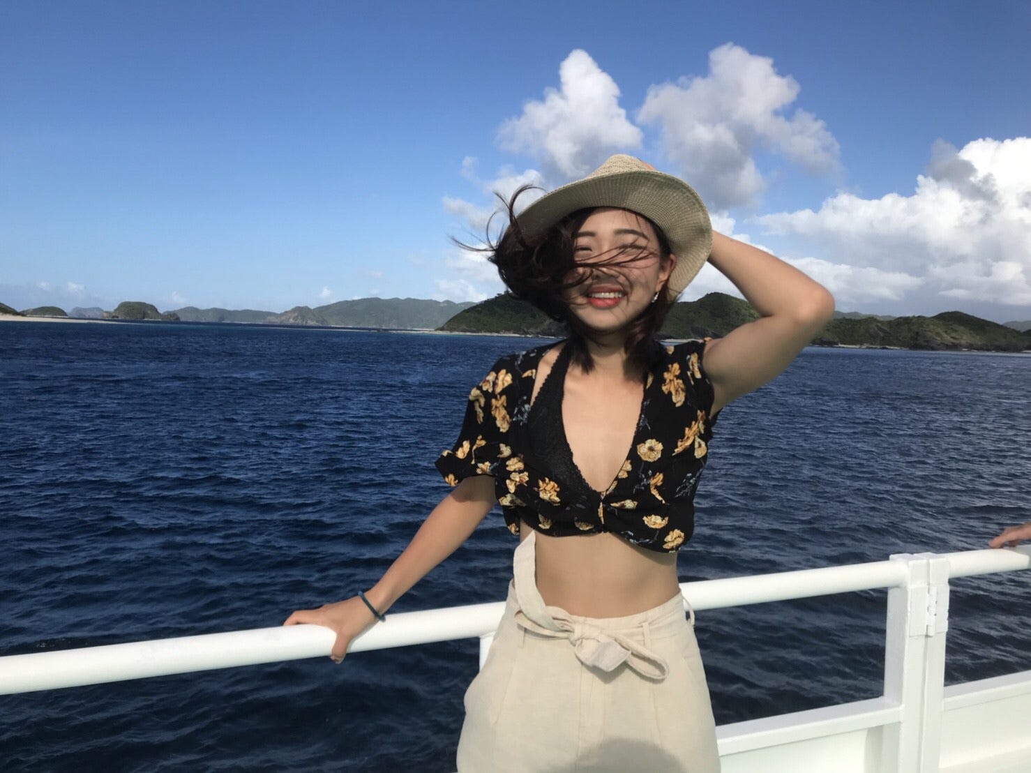 Luka Lee – Medium