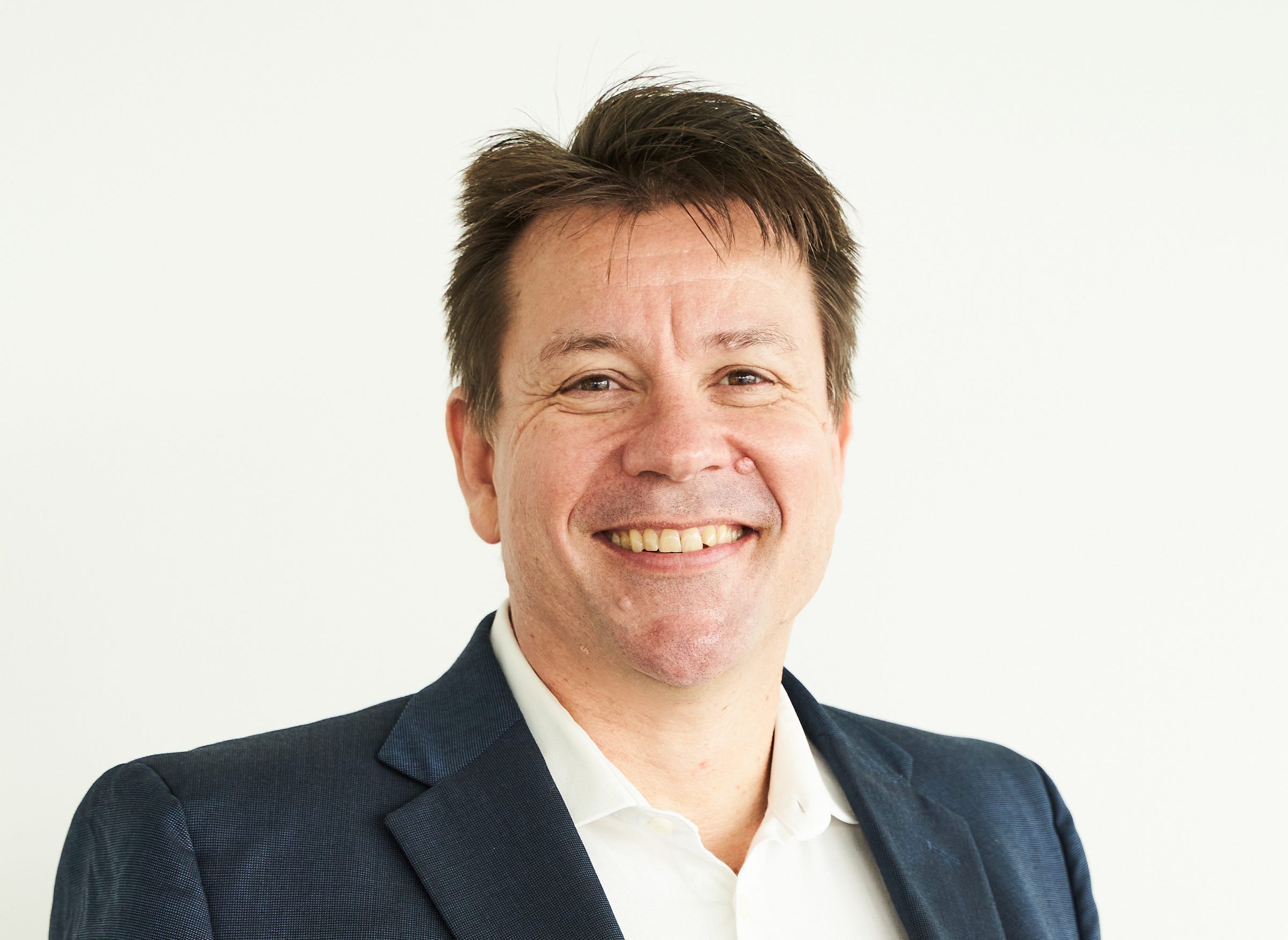 Robert Dew (Phd) – Medium