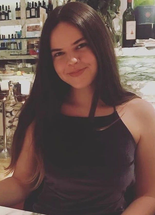 Abbey May – Medium