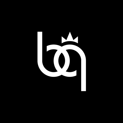 Bitcoin Queen NFT – Medium