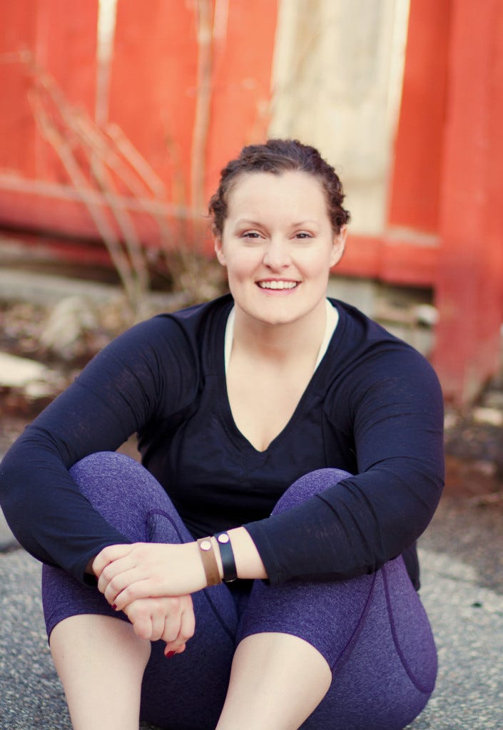 Amanda Fisher – Medium