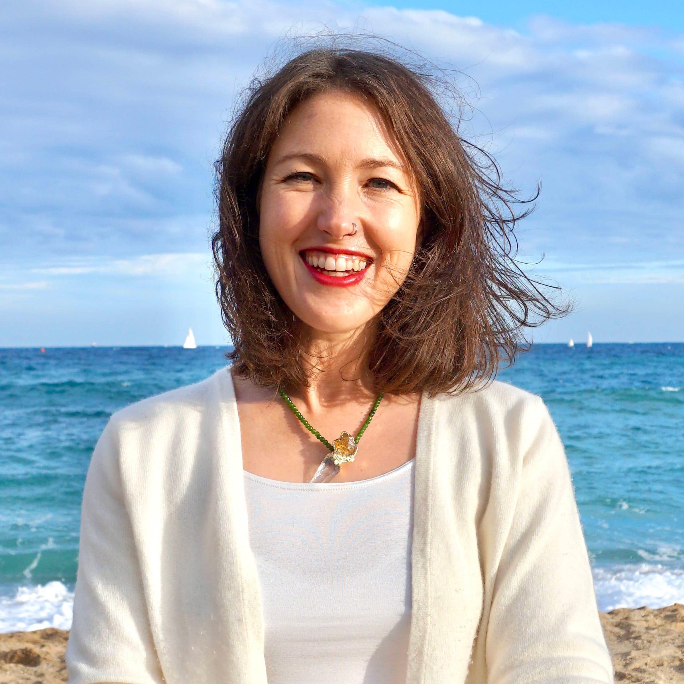 Victoria Peel-Yates – Medium