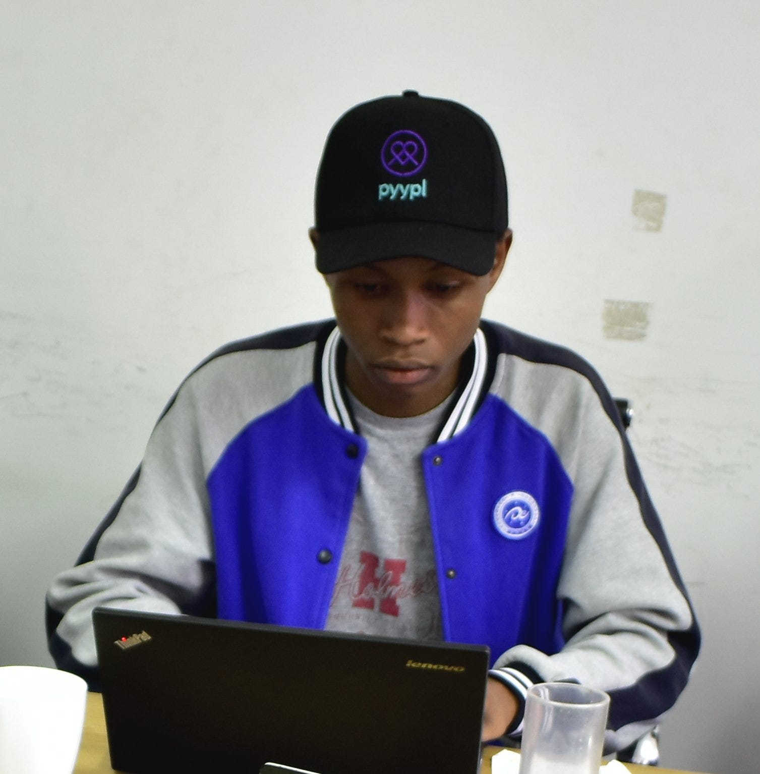 Andy Irungu – Medium