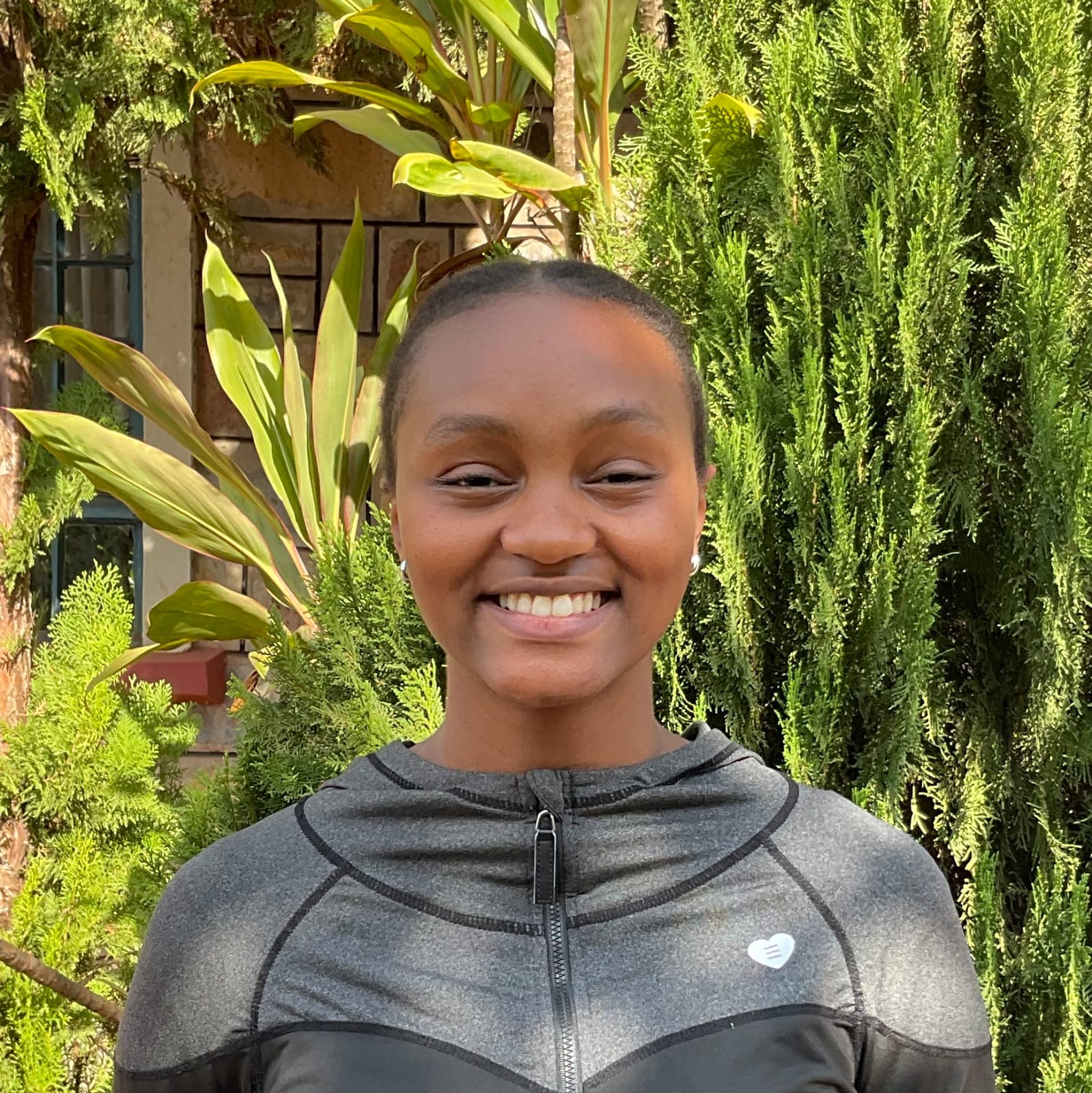 Martha Murage – Medium