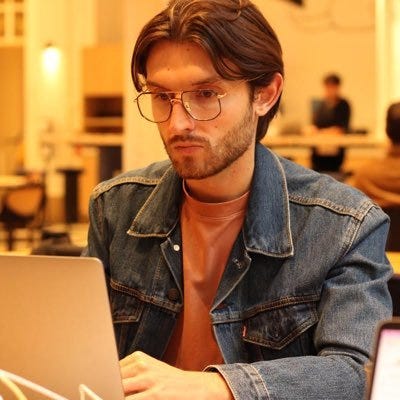 yoan salvayre – Medium