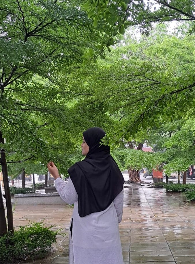 Mariya khan – Medium
