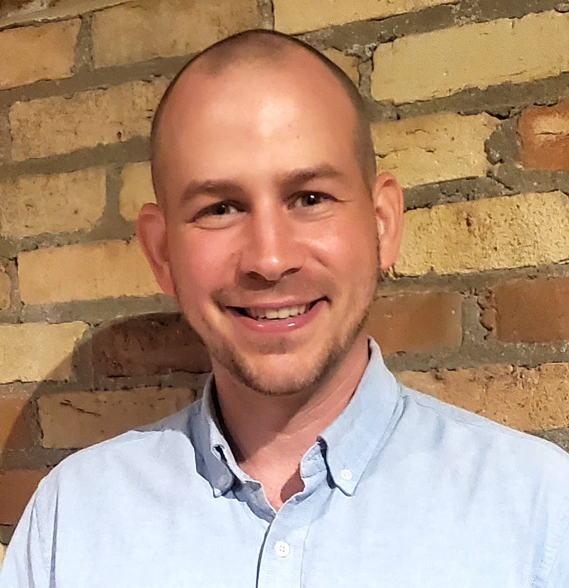 Ashton Campbell – Medium