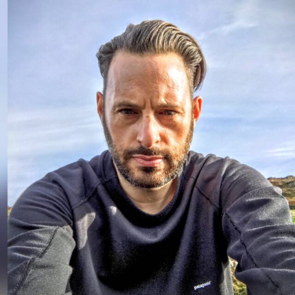 Nick Perrett – Medium