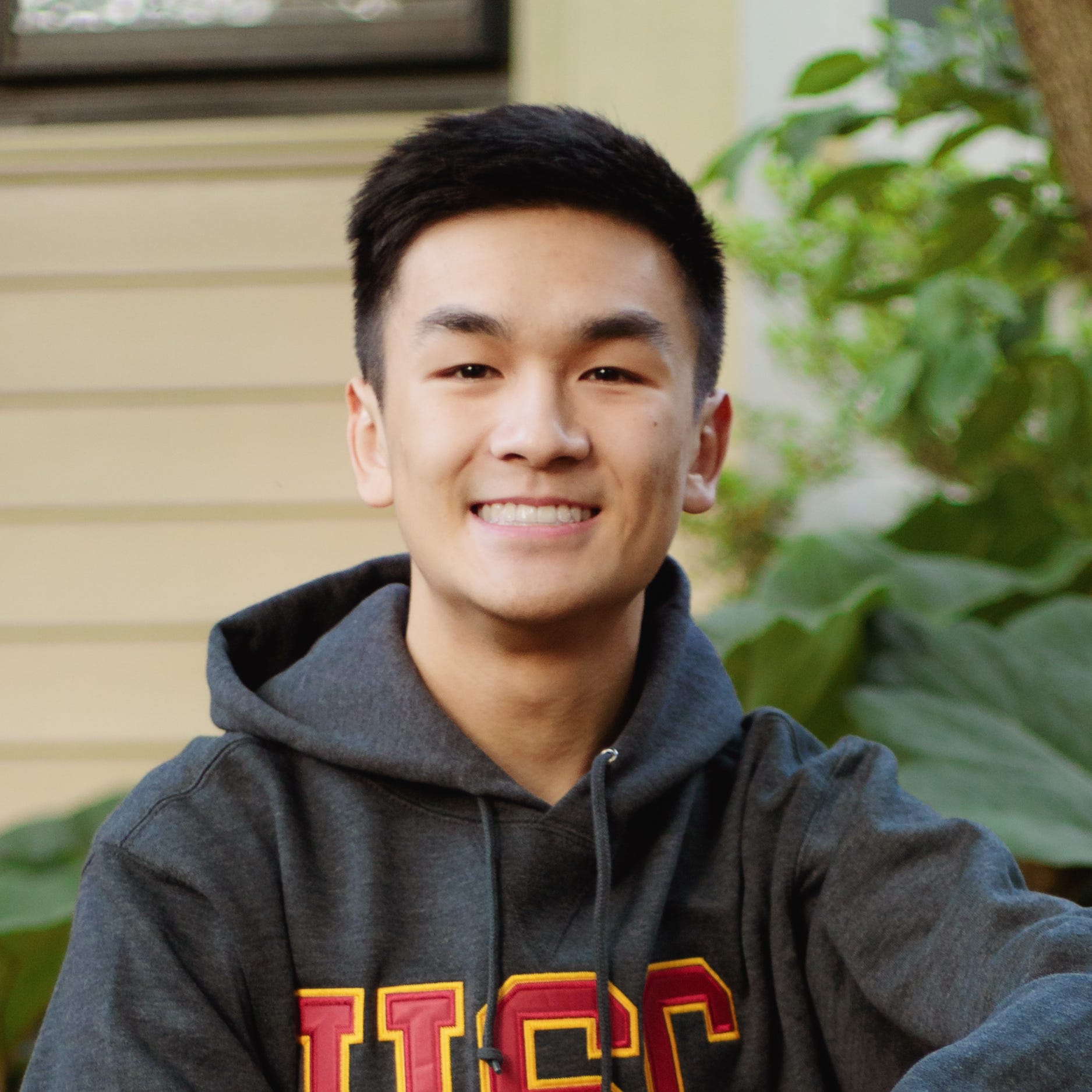 Frank Ding – Medium