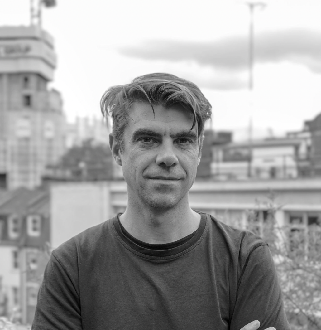 Mark Warrick – Medium