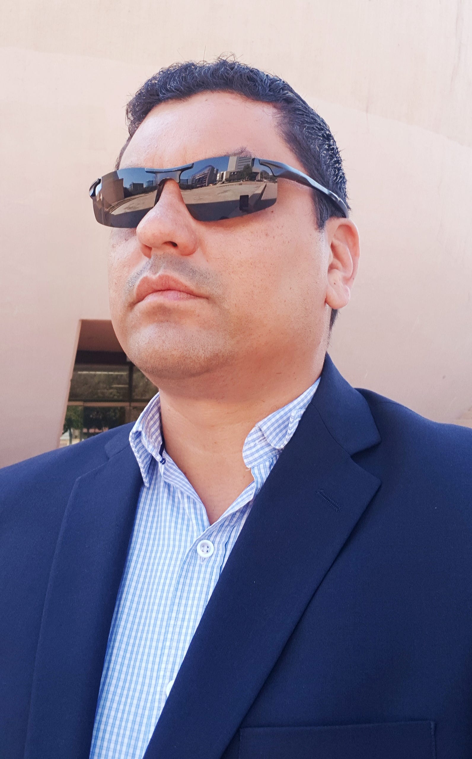 About – HECTOR FUENTES – Medium