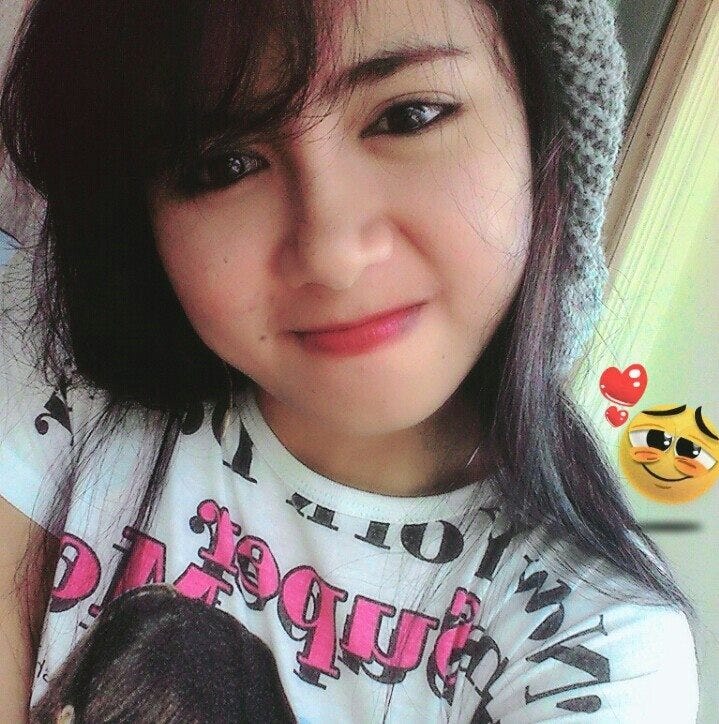 Airin Nadia – Medium