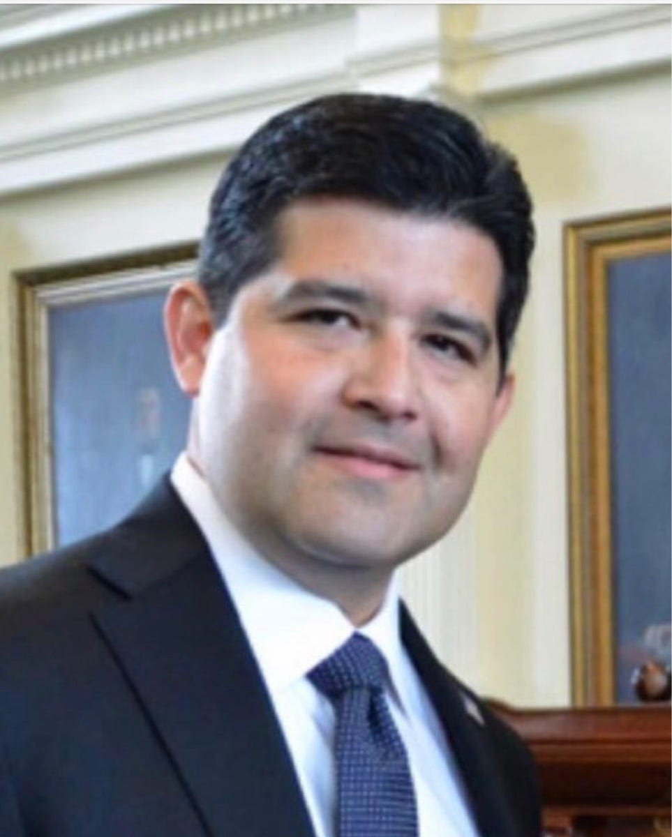 Michael Pruneda – Medium