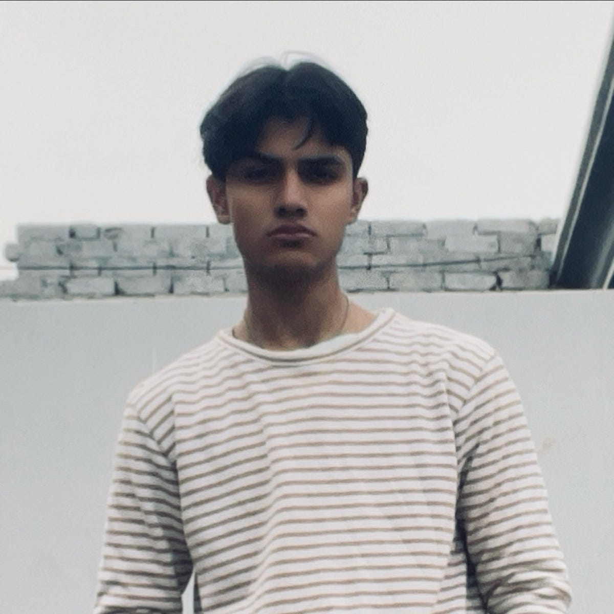 Mujeeb Arshad – Medium