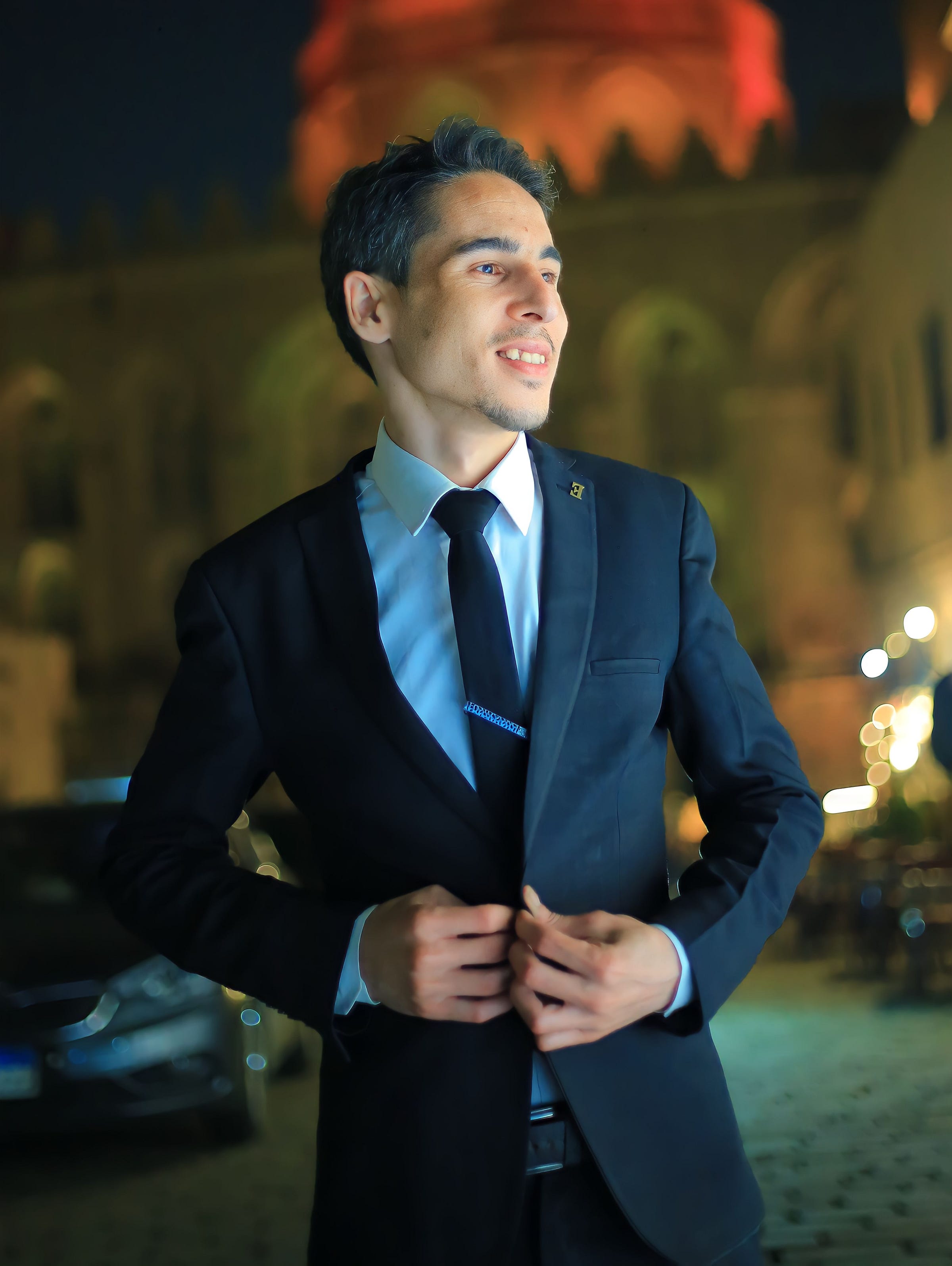 Ehab Elwazer – Medium