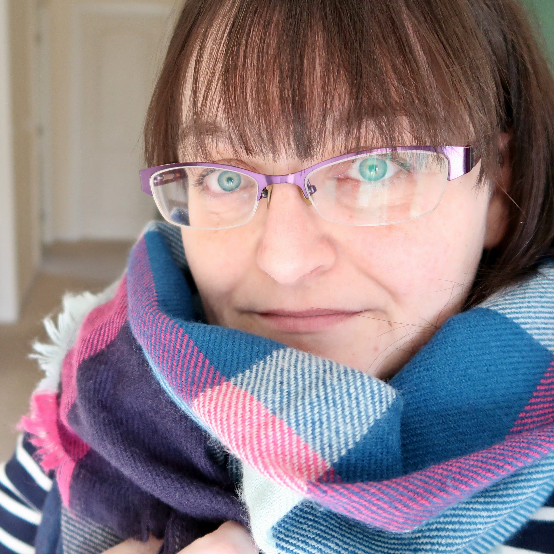Sarah Anguish – Medium