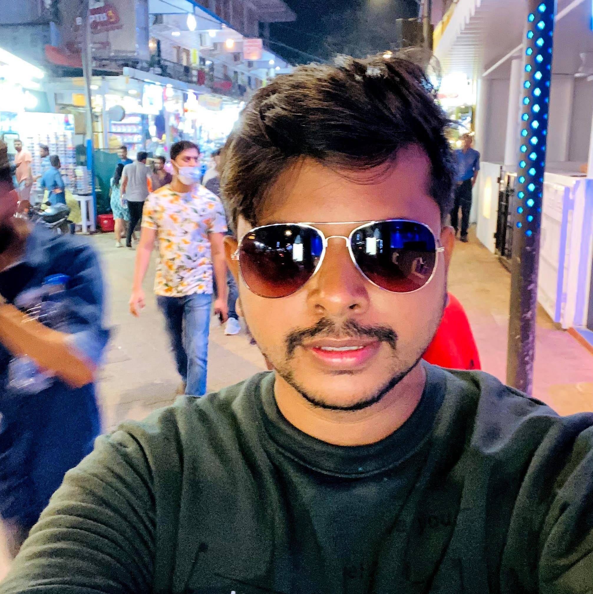 Varun Dixit – Medium