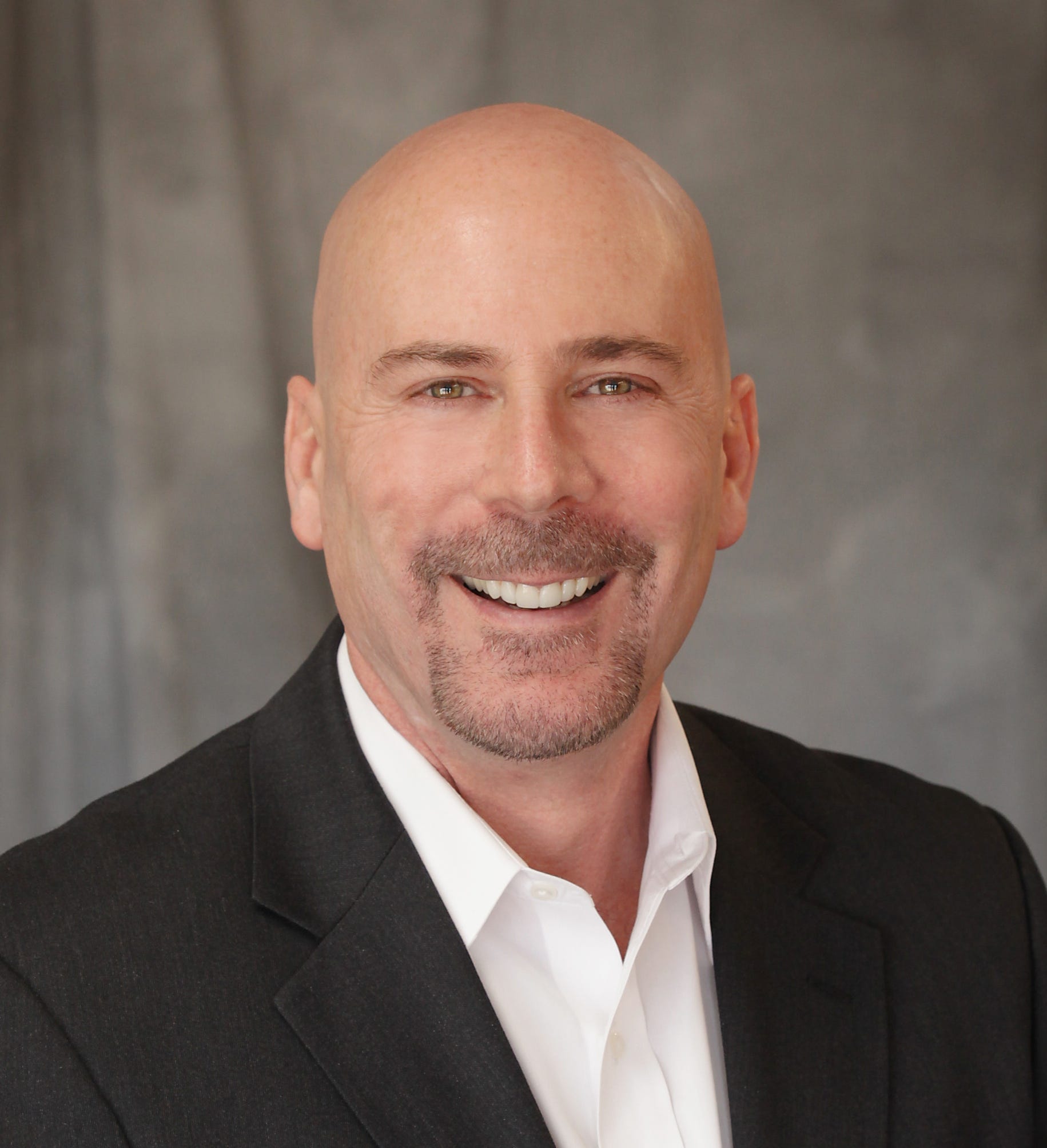 Robert Allen – Medium
